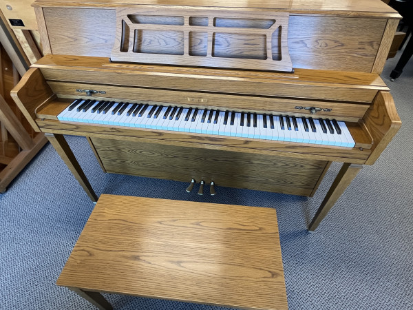 1992 Yamaha M302 oak console piano and bench